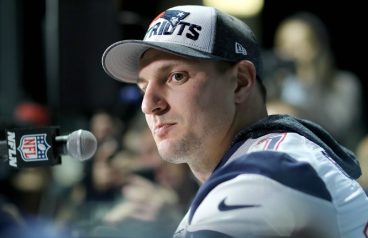 Burglars Broke Into Rob Gronkowski’s Home While He Was Away at Super ...