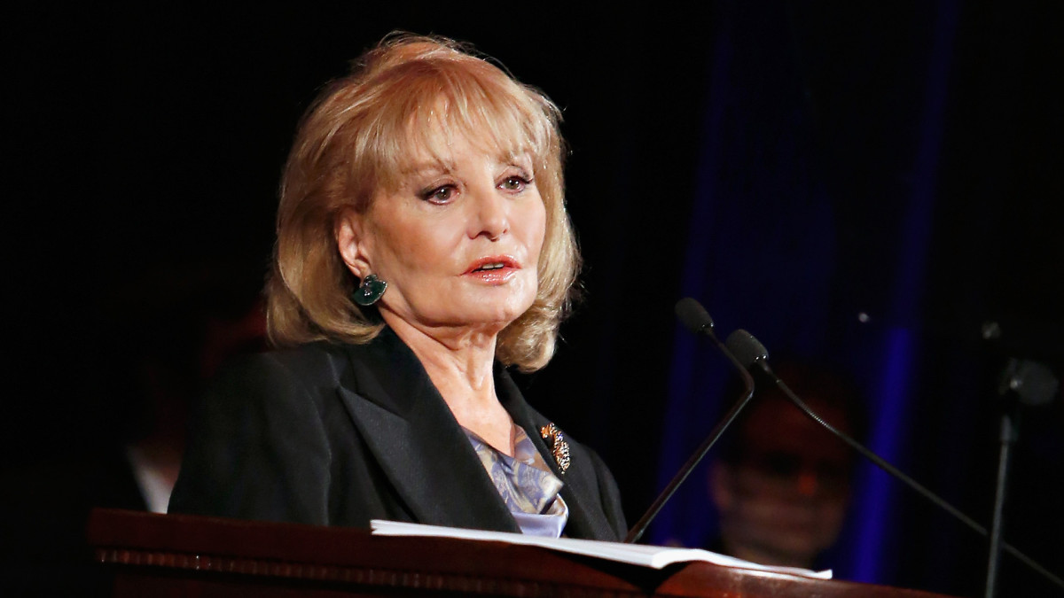 Barbara Walters, Pioneering and Legendary Journalist, Dead at 93 | Complex