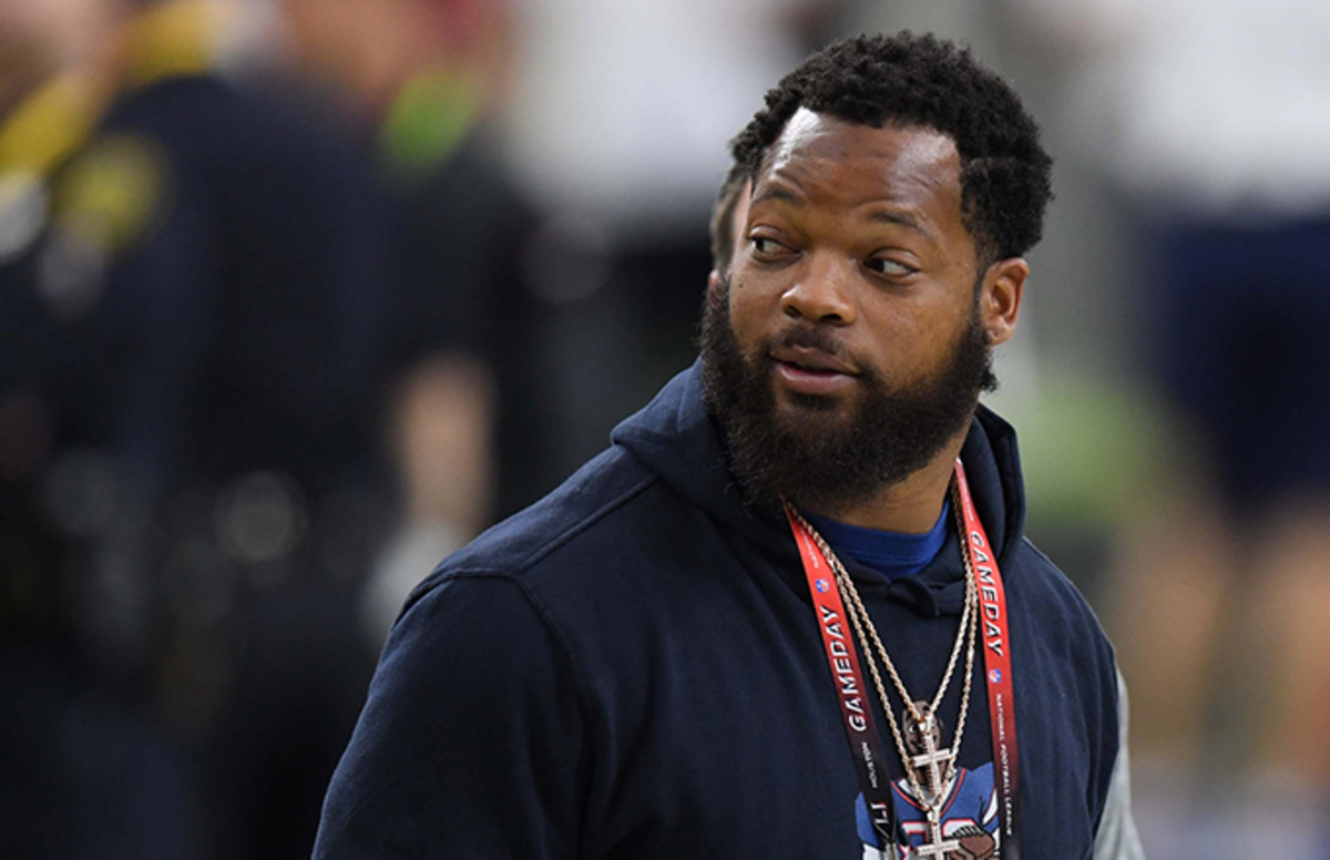 Seahawks Defensive End Michael Bennett Explains Why He Won’t Go on Trip ... Seahawks Defensive End Michael Bennett Explains Why He Won’t Go on Trip ...