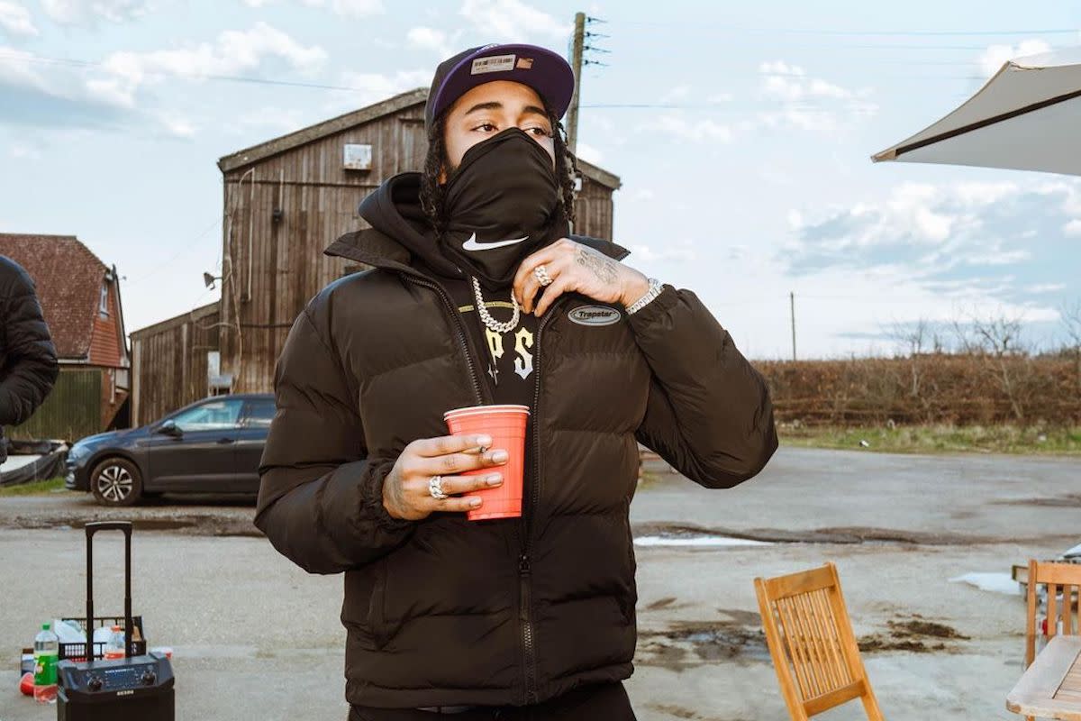 Buni Delivers Pure Greeze In New 'Gruesome' Video | 15 Minute News